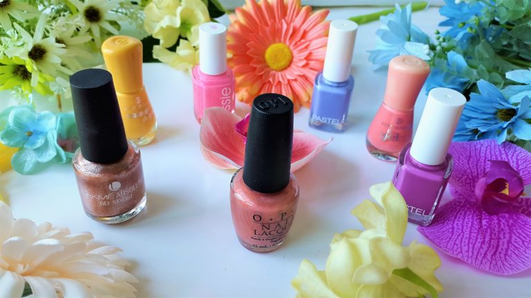 My favorite Spring Nail Polishes - Glossnglitters