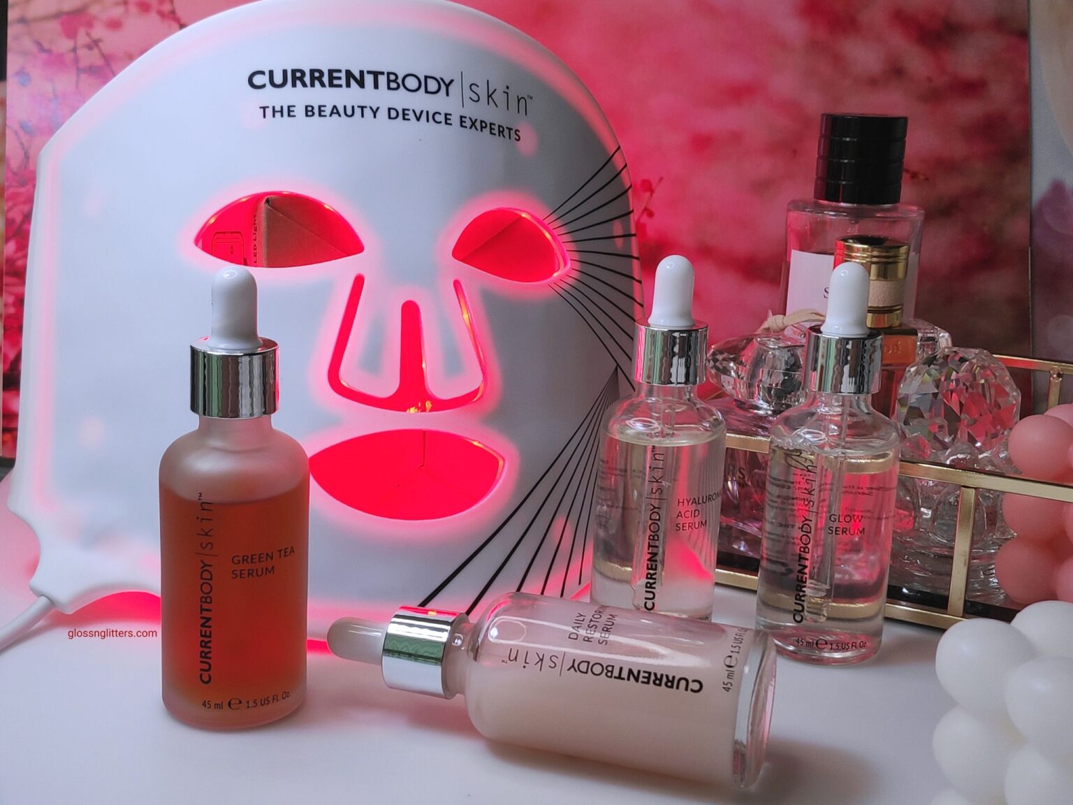 CurrentBody Skin LED Light Therapy Mask For Firmer Skin - Glossnglitters